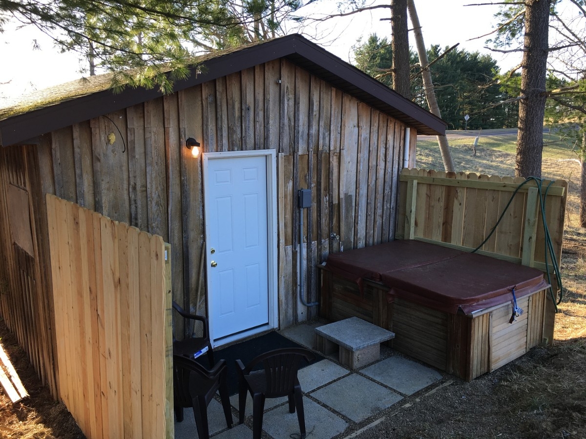 Fox Den by 1st Choice Lodging