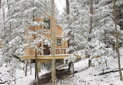 Hocking Hills Treehouse Cabins - Hocking Hills Cottages and Cabins